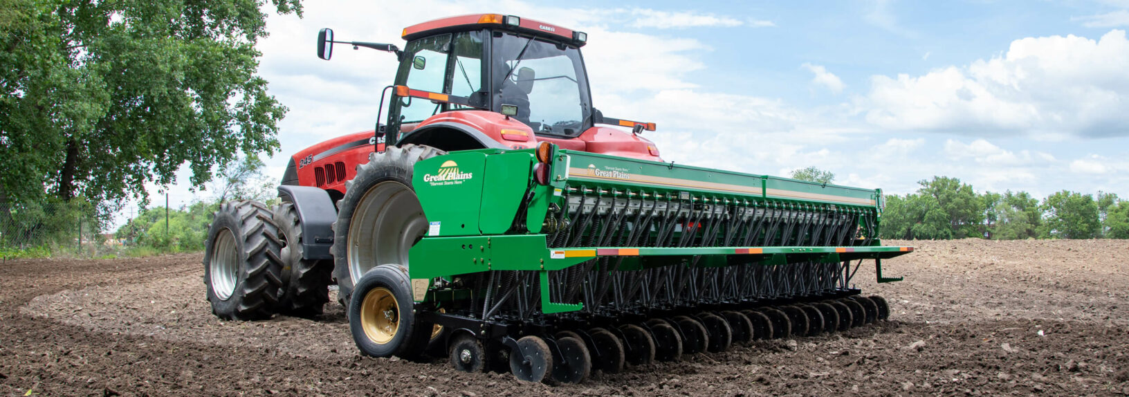 Large 3-Point Linkage Mounted Min-Till Drills | AHS Group